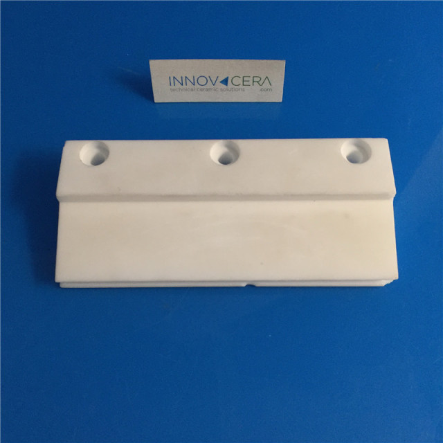 Alumina Ceramic Plates For Wear Resistance | INNOVACERA