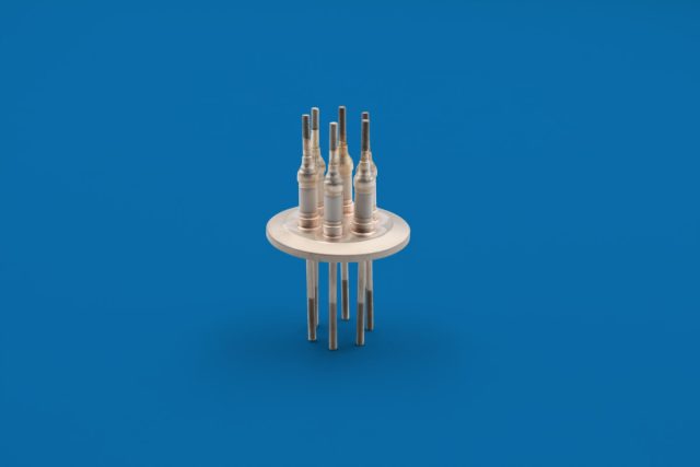 KF40_6_M3_High_voltage_vacuum_electrode | 英诺华